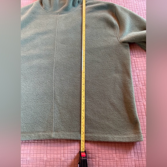 Jones New York | Tops | Jones New York Sport Womens Fleece Top Center ...